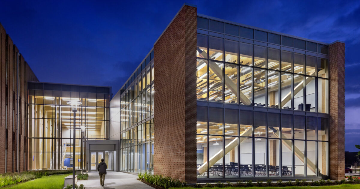 San Jacinto College Anderson-Ball Classroom Building | Walter P Moore