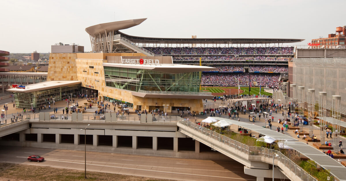 Target Field | Walter P Moore